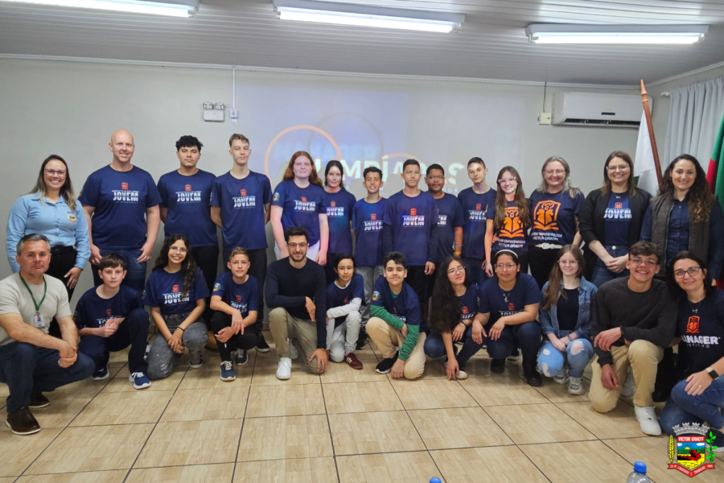 A EMEF Leonel de Moura Brizola de Victor Graeff realizou a fase municipal do Programa Jovem ...